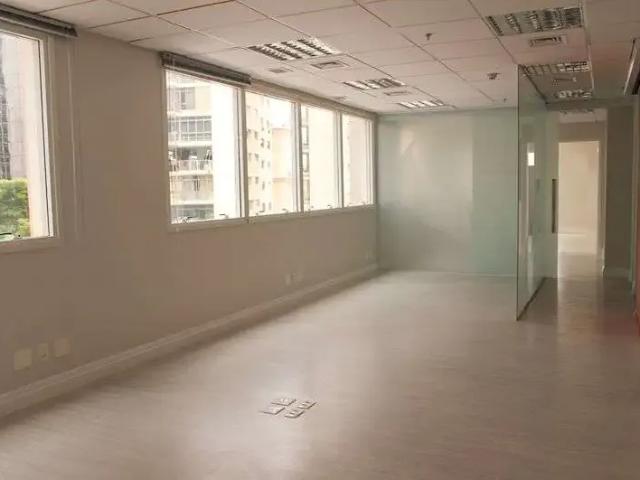 Conj. Comercial / Sala para Locação em São Paulo/SP Consolação