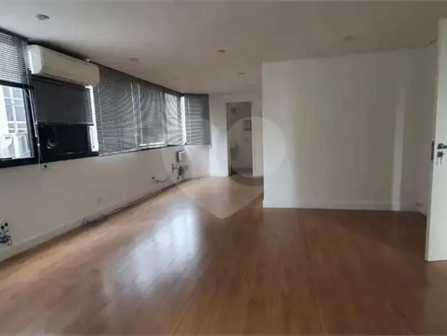 Conj. Comercial / Sala para Locação em São Paulo/SP Consolação