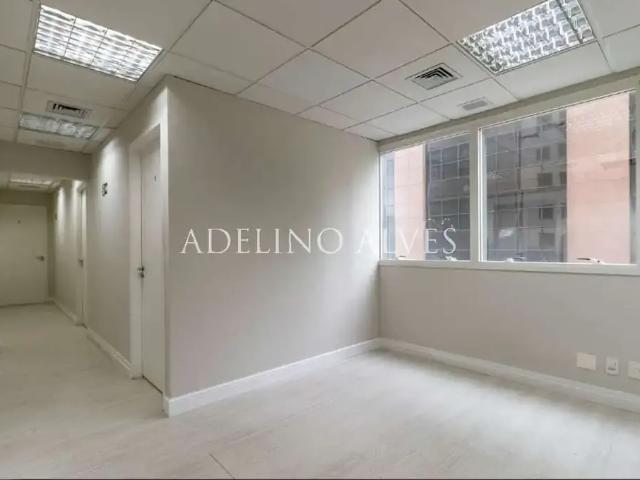Conj. Comercial / Sala para Locação em São Paulo/SP Consolação