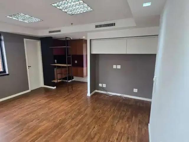 Conj. Comercial / Sala para Locação em São Paulo/SP Consolação