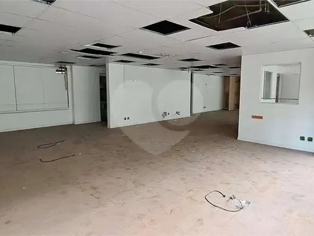 Conj. Comercial / Sala para Locação em São Paulo/SP Consolação