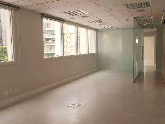 Conj. Comercial / Sala para Locação em São Paulo/SP Consolação