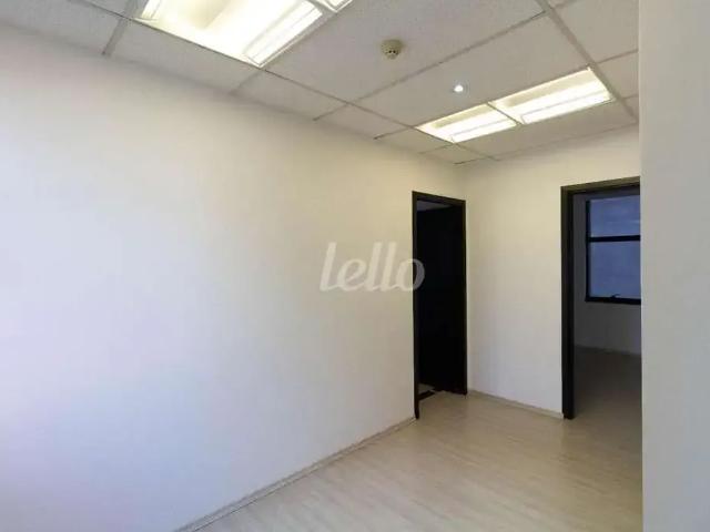 Conj. Comercial / Sala para Locação em São Paulo/SP Consolação