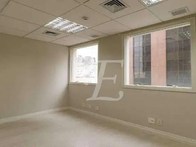 Conj. Comercial / Sala para Locação em São Paulo/SP Consolação