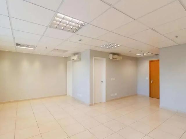 Conj. Comercial / Sala para Locação em São Paulo/SP Consolação