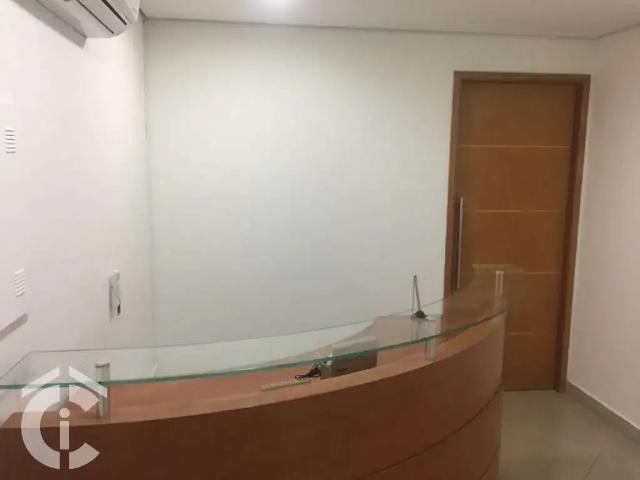 Conj. Comercial / Sala para Locação em São Paulo/SP Consolação