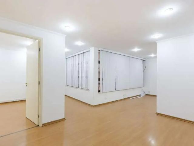 Conj. Comercial / Sala para Locação em São Paulo/SP Consolação