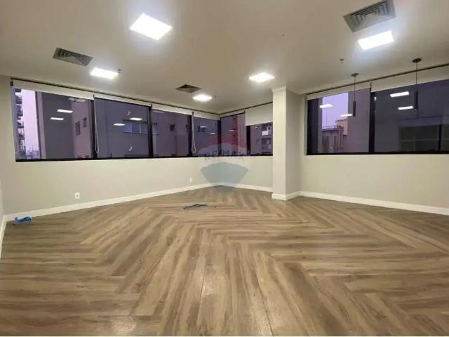 Conj. Comercial / Sala para Locação em São Paulo/SP Itaim Bibi 3 Quartos