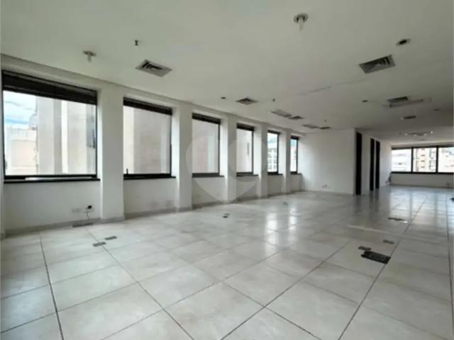 Conj. Comercial / Sala para Locação em São Paulo/SP Itaim Bibi