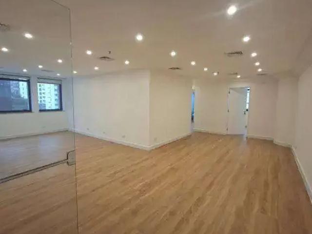 Conj. Comercial / Sala para Locação em São Paulo/SP Itaim Bibi