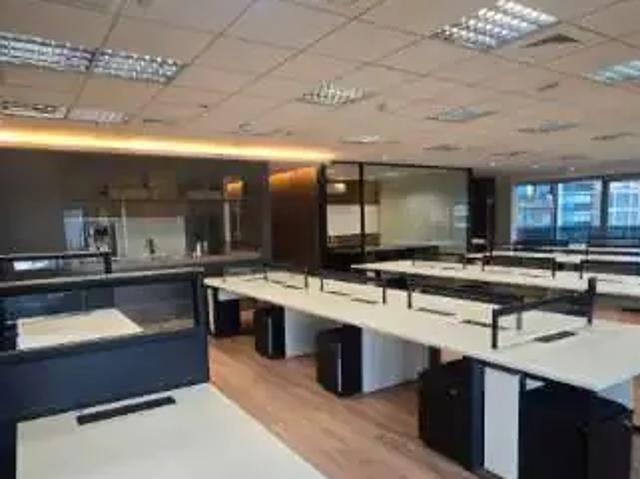 Conj. Comercial / Sala para Locação em São Paulo/SP Itaim Bibi