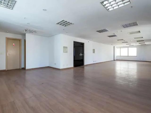 Conj. Comercial / Sala para Locação em São Paulo/SP Itaim Bibi