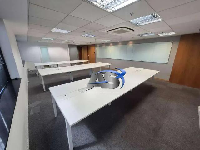 Conj. Comercial / Sala para Locação em São Paulo/SP Itaim Bibi