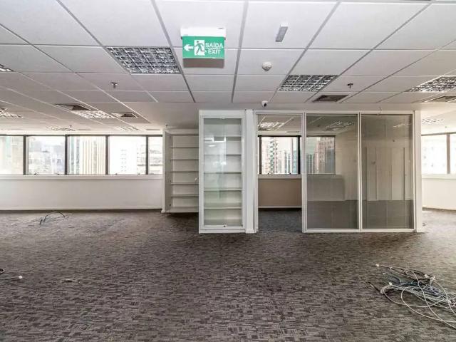 Conj. Comercial / Sala para Locação em São Paulo/SP Itaim Bibi