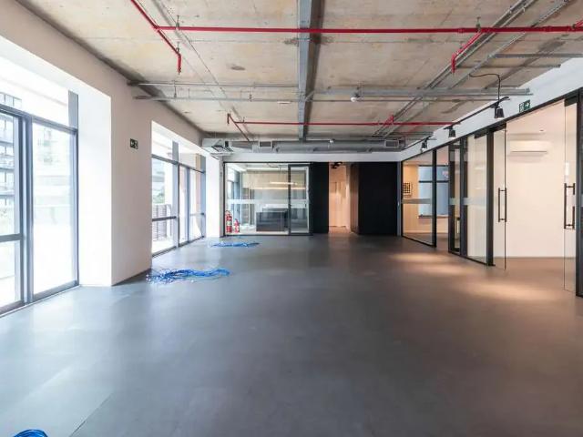 Conj. Comercial / Sala para Locação em São Paulo/SP Itaim Bibi