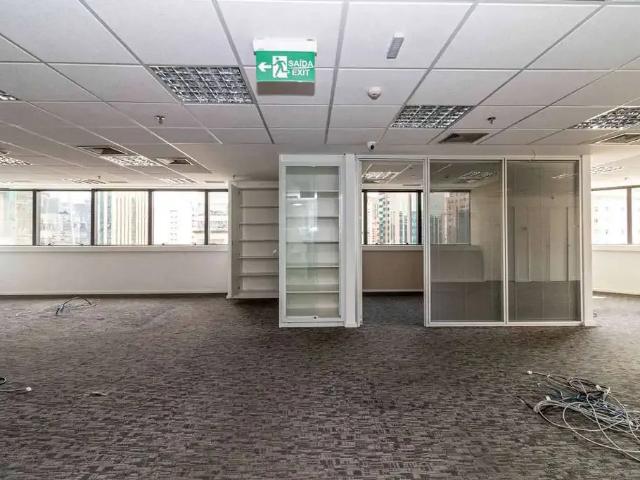 Conj. Comercial / Sala para Locação em São Paulo/SP Itaim Bibi