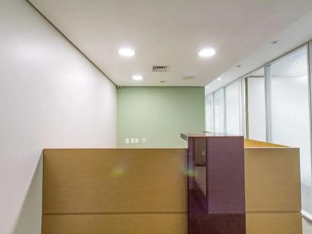 Conj. Comercial / Sala para Locação em São Paulo/SP Indianópolis