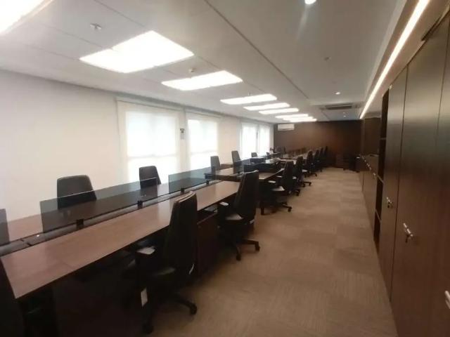 Conj. Comercial / Sala para Locação em São Paulo/SP Indianópolis