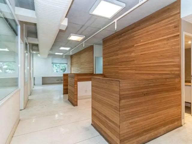 Conj. Comercial / Sala para Locação em São Paulo/SP Indianópolis