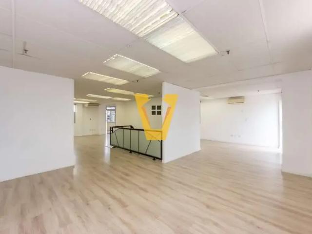 Conj. Comercial / Sala para Locação em São Paulo/SP Indianópolis
