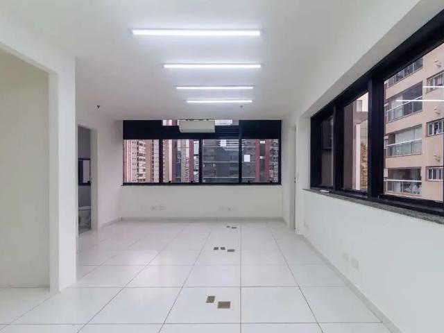 Conj. Comercial / Sala para Locação em São Paulo/SP Indianópolis