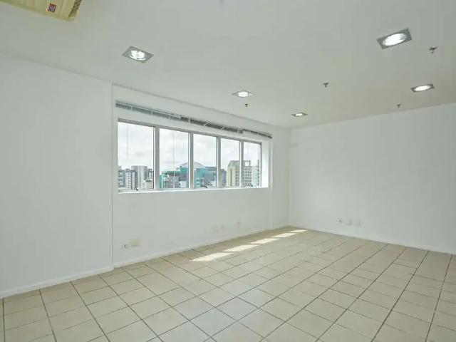 Conj. Comercial / Sala para Locação em São Paulo/SP Indianópolis