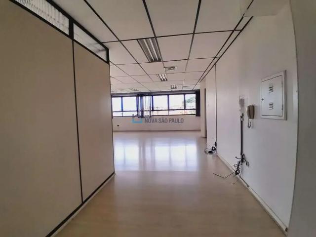 Conj. Comercial / Sala para Locação em São Paulo/SP Jabaquara