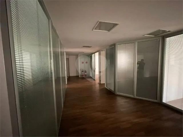 Conj. Comercial / Sala para Locação em São Paulo/SP Jardim América