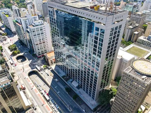 Conj. Comercial / Sala para Locação em São Paulo/SP Jardim América