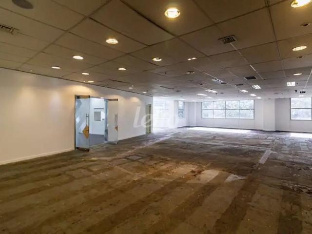 Conj. Comercial / Sala para Locação em São Paulo/SP Jardim Morumbi