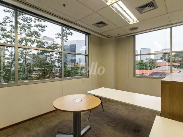 Conj. Comercial / Sala para Locação em São Paulo/SP Jardim Morumbi