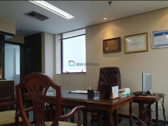 Conj. Comercial / Sala para Locação em São Paulo/SP Jardim Paulista