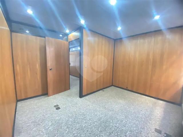 Conj. Comercial / Sala para Locação em São Paulo/SP Jardim Paulista