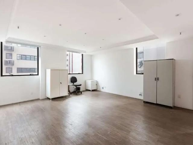 Conj. Comercial / Sala para Locação em São Paulo/SP Jardim Paulista