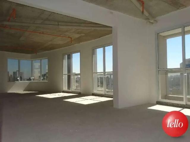 Conj. Comercial / Sala para Locação em São Paulo/SP Liberdade