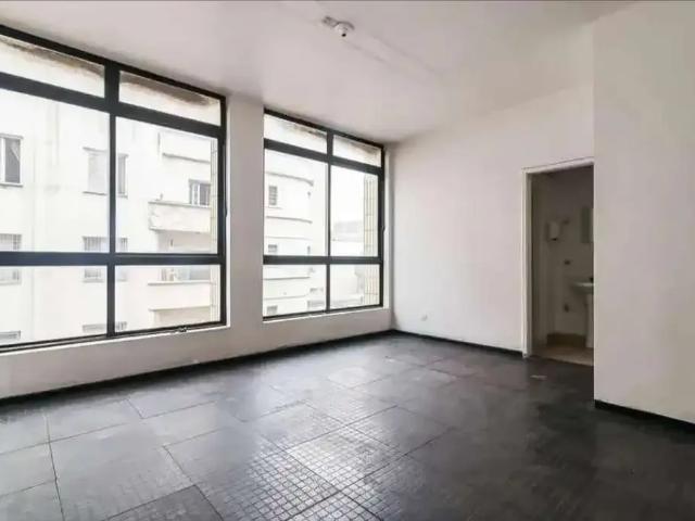 Conj. Comercial / Sala para Locação em São Paulo/SP Liberdade