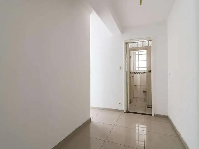 Conj. Comercial / Sala para Locação em São Paulo/SP Liberdade