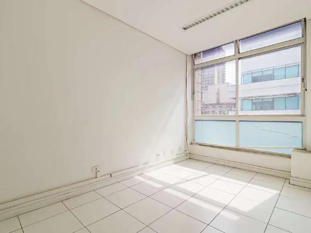Conj. Comercial / Sala para Locação em São Paulo/SP Liberdade