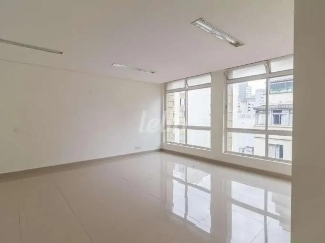 Conj. Comercial / Sala para Locação em São Paulo/SP Liberdade