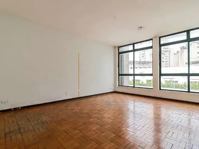 Conj. Comercial / Sala para Locação em São Paulo/SP Liberdade
