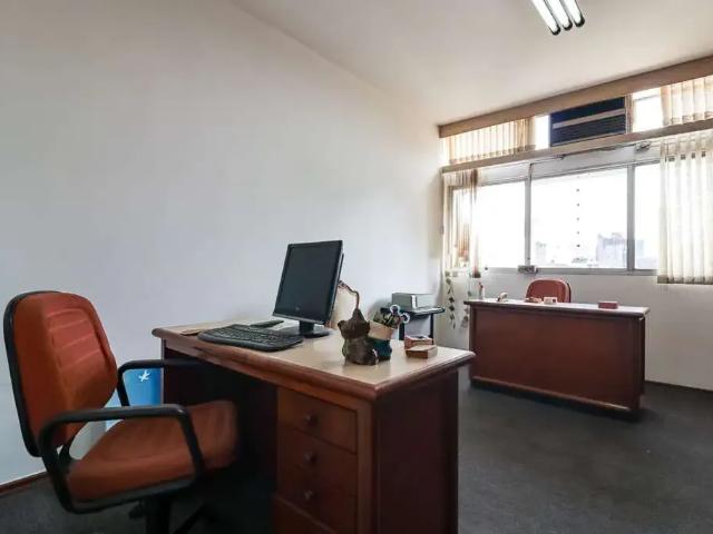 Conj. Comercial / Sala para Locação em São Paulo/SP Liberdade