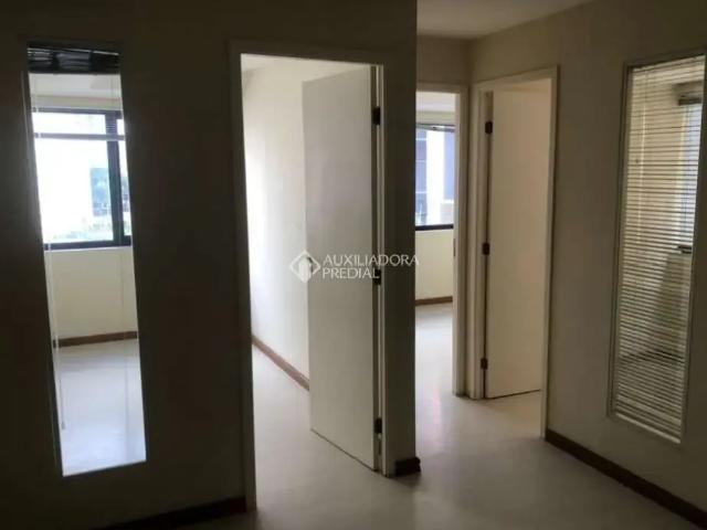 Conj. Comercial / Sala para Locação em São Paulo/SP Liberdade