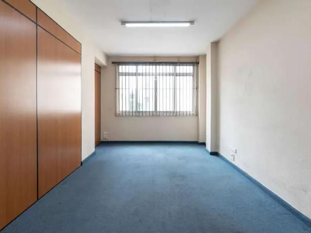 Conj. Comercial / Sala para Locação em São Paulo/SP Liberdade