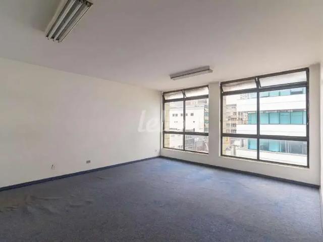 Conj. Comercial / Sala para Locação em São Paulo/SP Liberdade