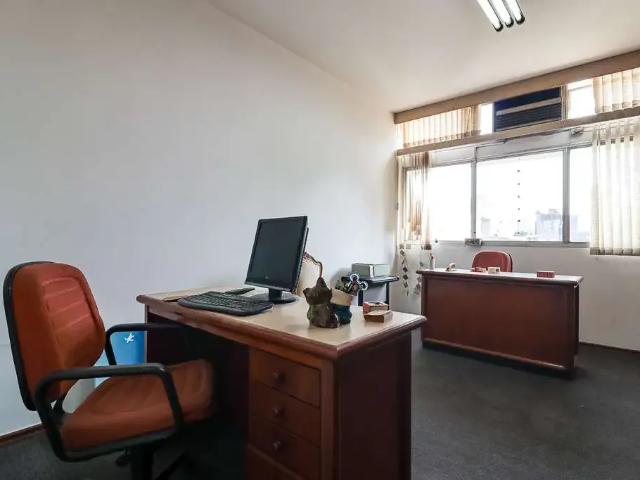 Conj. Comercial / Sala para Locação em São Paulo/SP Liberdade