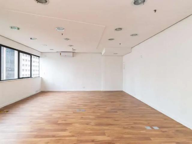 Conj. Comercial / Sala para Locação em São Paulo/SP Liberdade