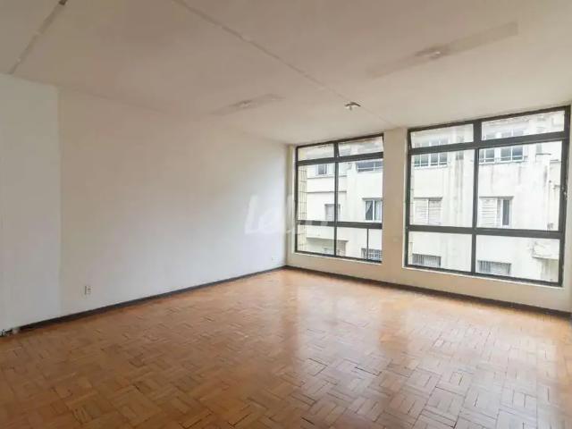 Conj. Comercial / Sala para Locação em São Paulo/SP Liberdade