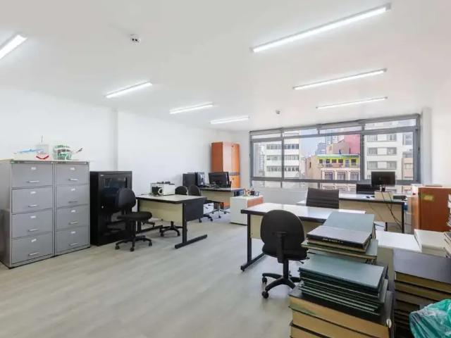 Conj. Comercial / Sala para Locação em São Paulo/SP Liberdade