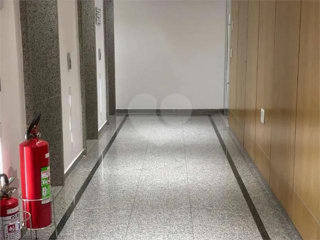 Conj. Comercial / Sala para Locação em São Paulo/SP Liberdade