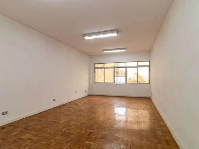 Conj. Comercial / Sala para Locação em São Paulo/SP Liberdade